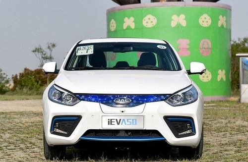 جک iEVA50, نسخه الکتریکی JAC J5 | سبقت آزاد